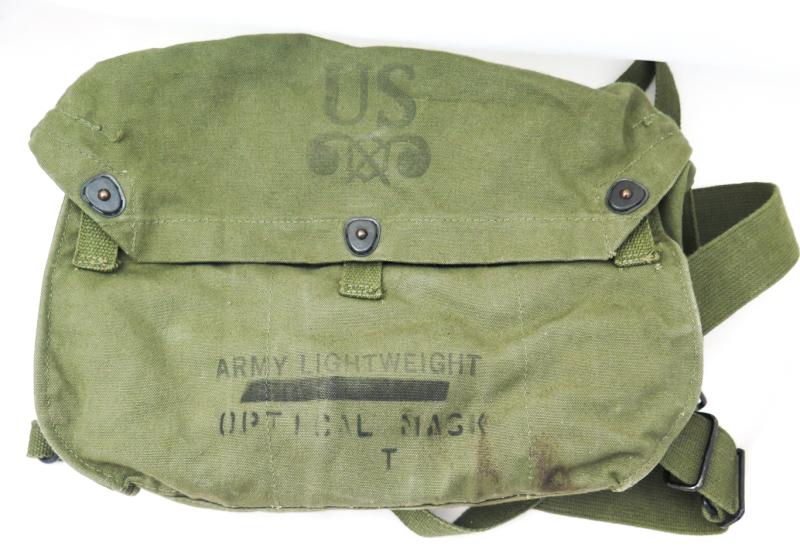 Dragoon Militaria | Post-war US army optical gas mask M1A1-10-6