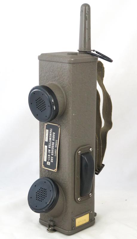 Dragoon Militaria | WW2 US army Signal corps BC-611-E Handie Talkie - 1944