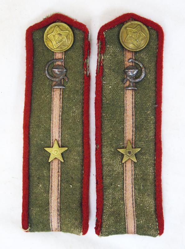 Dragoon Militaria | WW2 Soviet M43 shoulder straps - vetenerian