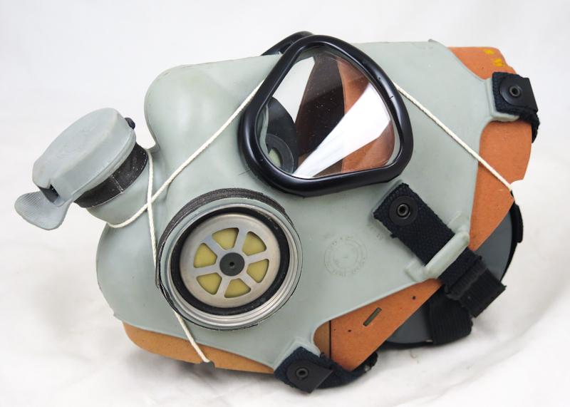 Dragoon Militaria | Cold war US army M9A1 gas mask