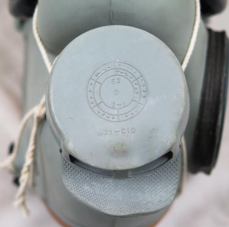 Dragoon Militaria | Cold war US army M9A1 gas mask
